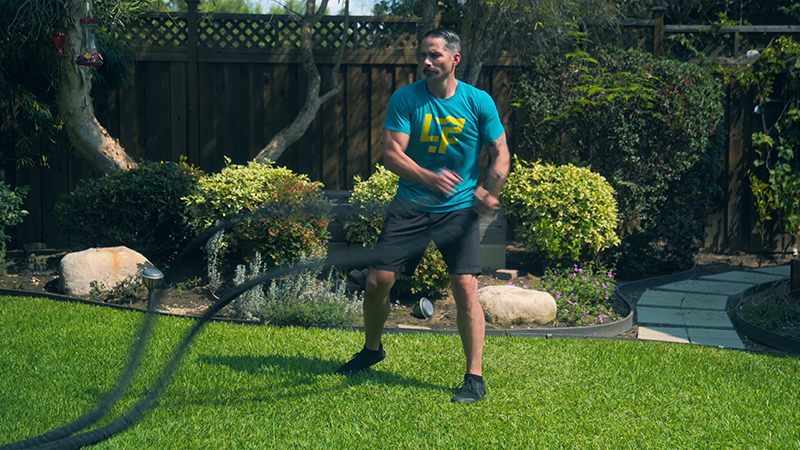 10 Battle Rope Exercises for a Lean [Battle Ropes for a Shredded ...