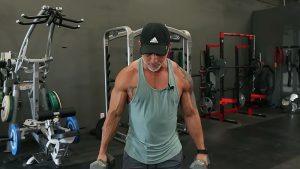 Discover the 12 Best Shoulder Workouts with Dumbbells for Seniors ...