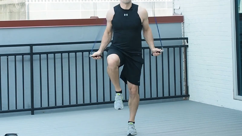 10 Effective Jump Rope Workouts for Seniors for Enhanced Fitness ...