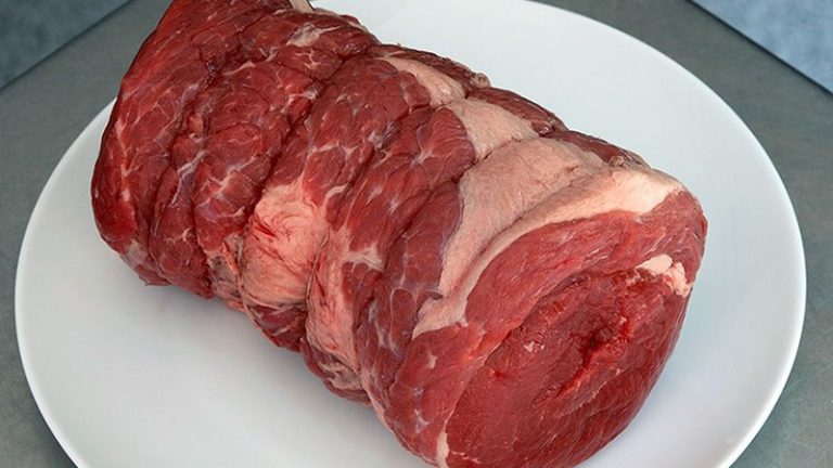 7 Health Benefits of Red Meat: Nutrients, Protein, and Balanced Diet ...