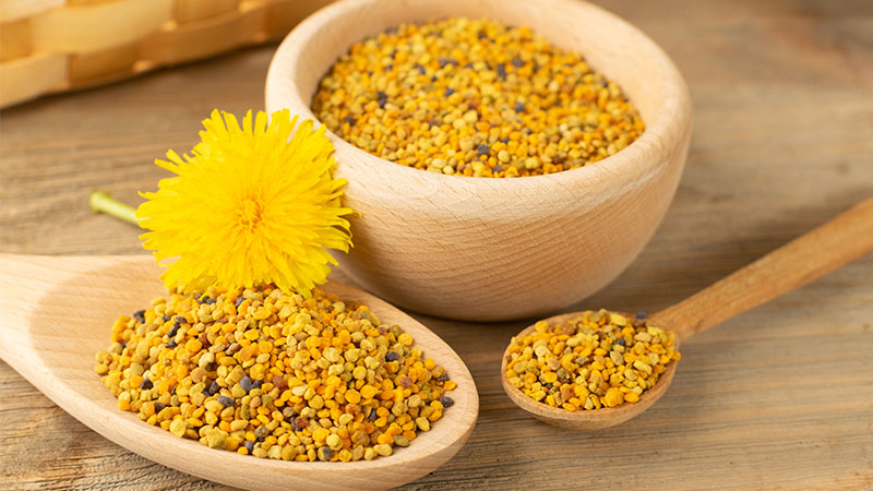 12 Health Benefits of Bee Pollen: Nature's Nutrient-Packed Superfood ...