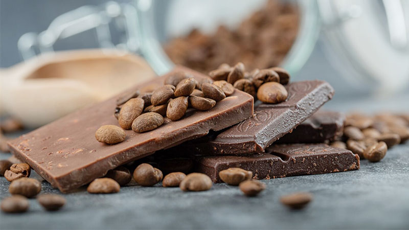 6 Health Benefits of Dark Chocolate: What You Need to Know