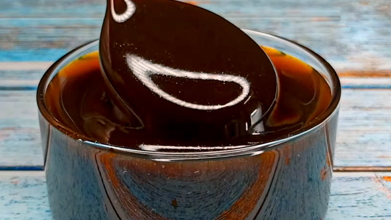 17 Health Benefits of Molasses: A Natural Sweetener You Need to Try ...
